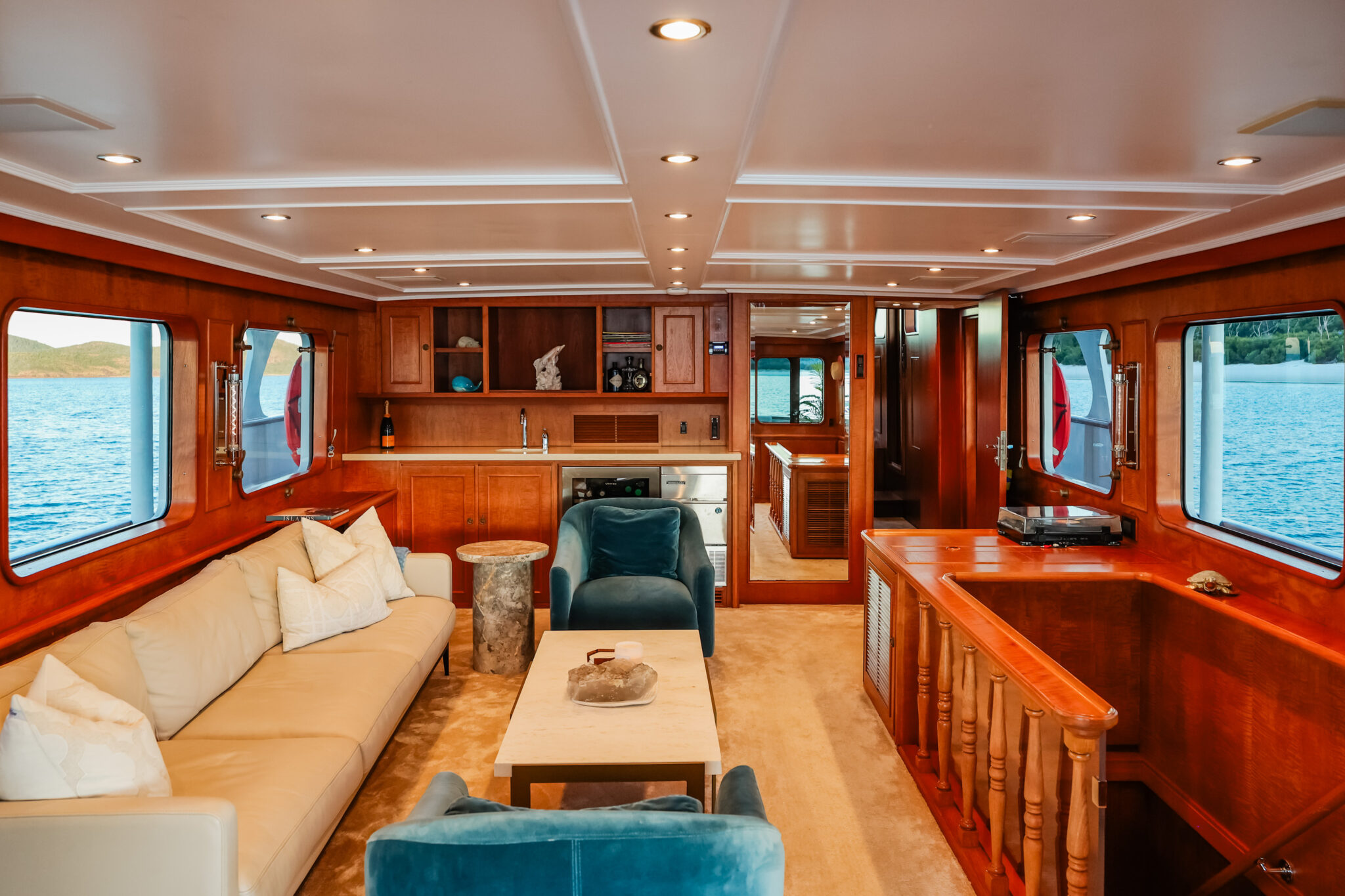 28m Feadship Motor Yacht for Sale | Luxury Yacht KAPAL